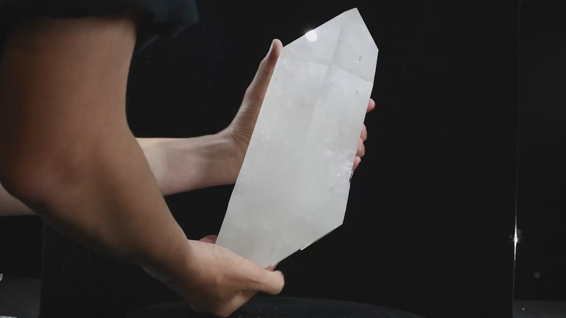 Quartz Crystal Single Point (Large) 13in x 5in x 5in - SN AM000059 ...